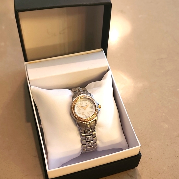 Michel Jordi | Jewelry | 991 Diamond 810 Michel Jordi Bohlin Spirit Of ...